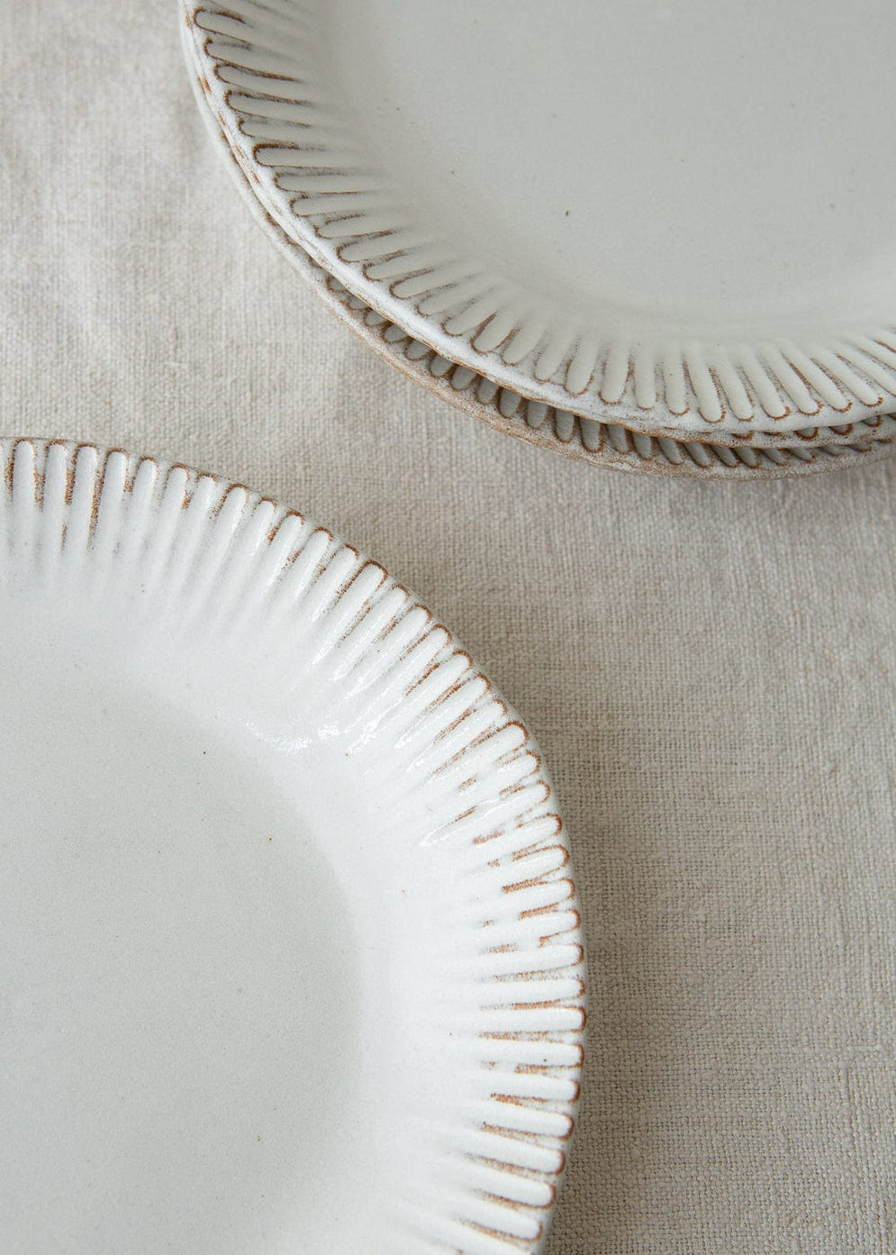 Artisan Fluted Plate - Large - The Small Home