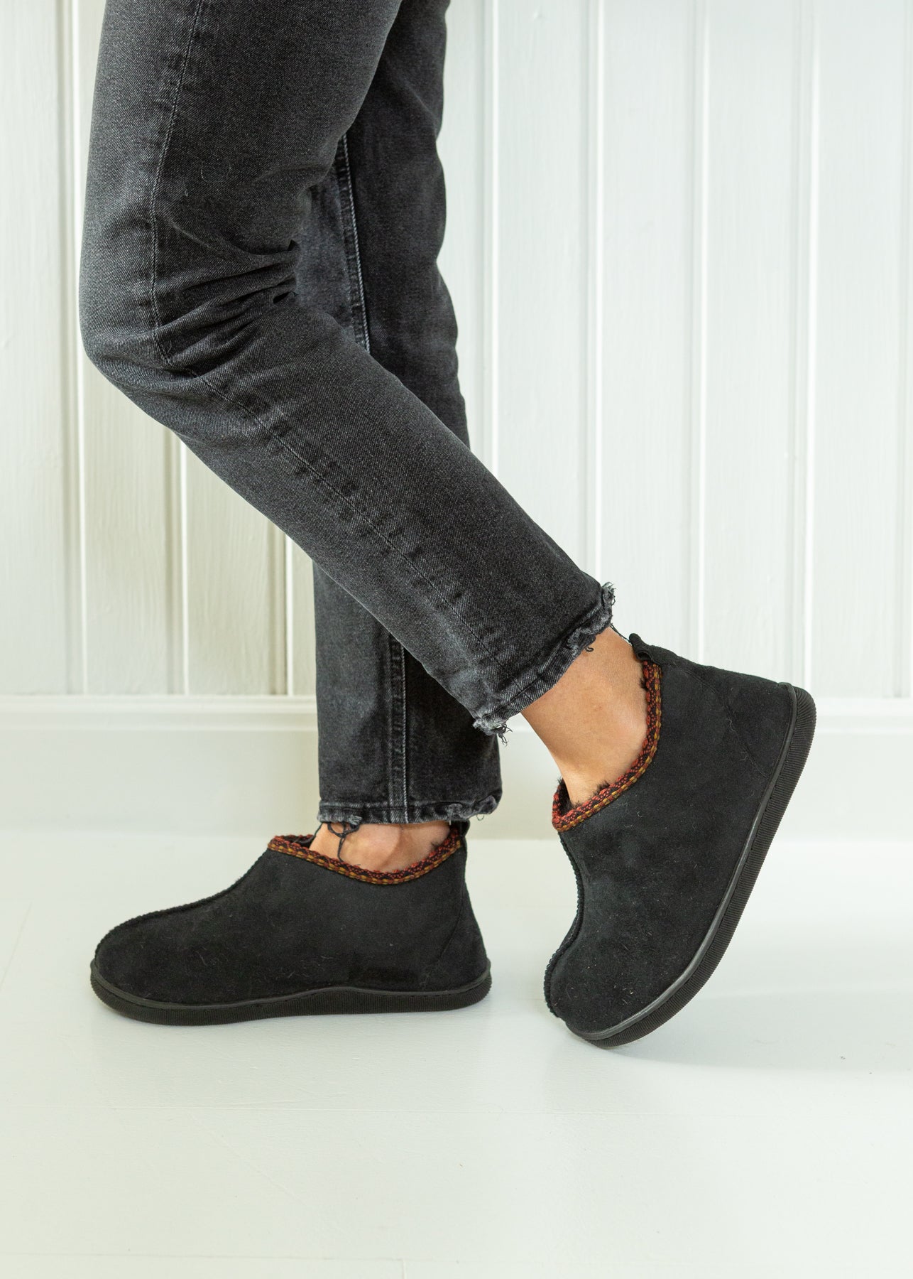 Agnes Sheepskin Slipper Boots Hard Sole Indoor Outdoor Slippers Black ...