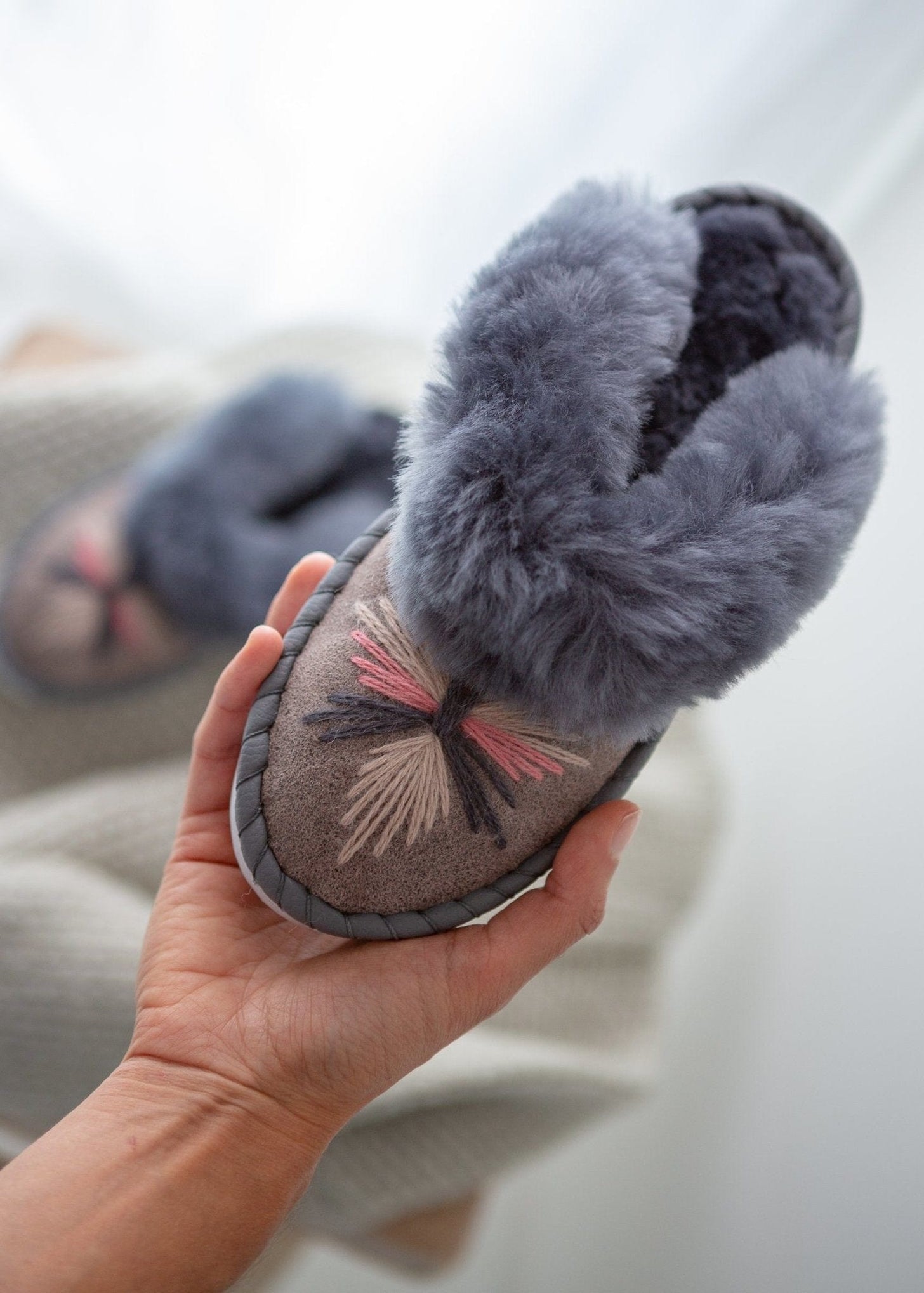 Women's Sheepskin Slipper Mules - Winter Sky - Grey/Pink – The Small Home